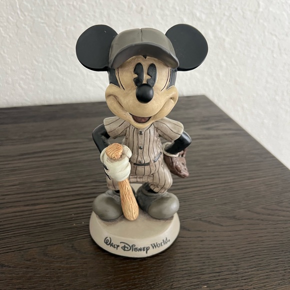 Disney | Other | Vintage Walt Disney World Mickey Mouse Baseball ...